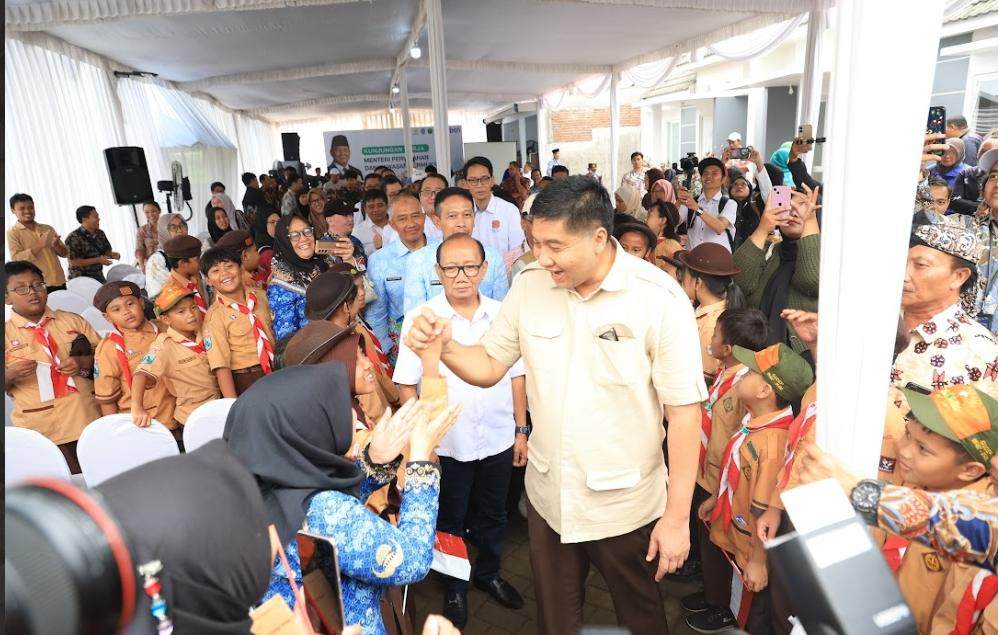 Menteri PKP RI Maruarar Sirait Resmikan Perumahan ASN...